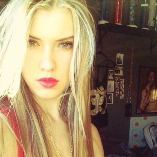 Stream Elena Raine Thompson music | Listen to songs, albums, playlists ...