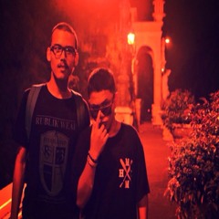Foto Manusia Aneh