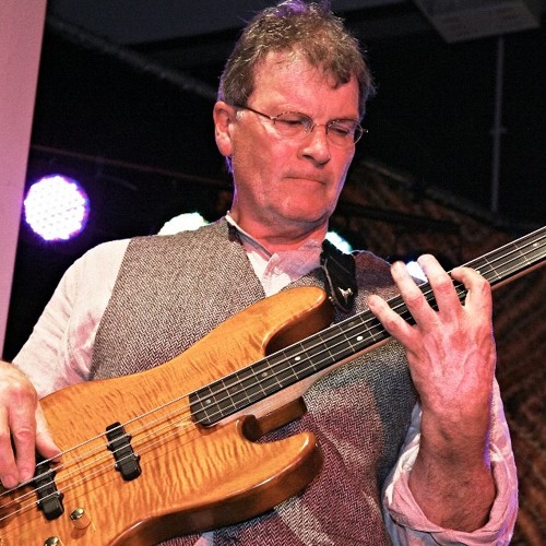 Stream Paul Bennett 19 music | Listen to songs, albums, playlists for ...