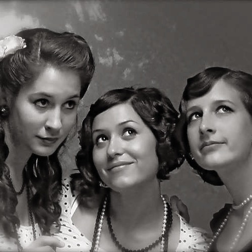 Stream Paper Moon Trio music | Listen to songs, albums, playlists for ...