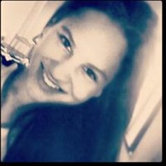 Ingrid Moreira's Instagram, Twitter & Facebook on IDCrawl