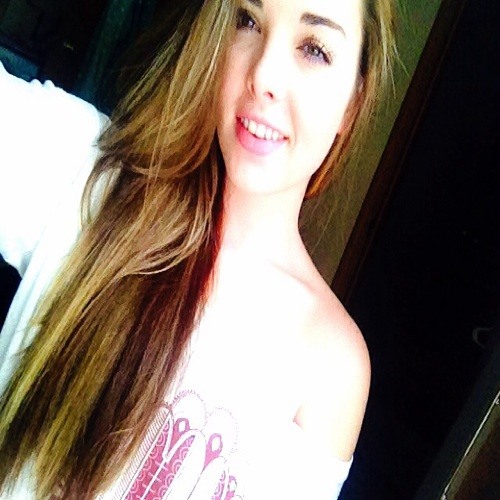 Stream Alyssa Moss music | Listen to songs, albums, playlists for free ...