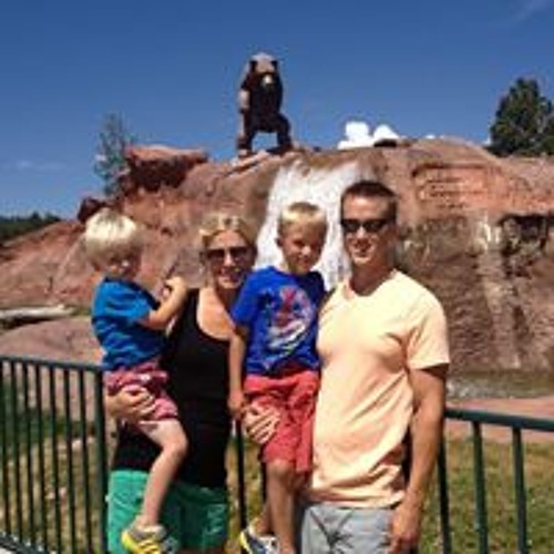 Stream Amanda Olberding-Stassen music | Listen to songs, albums ...