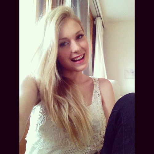 Stream Mirka María music | Listen to songs, albums, playlists for free ...