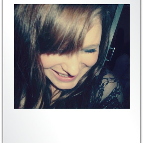 Stream Annie Farrow music | Listen to songs, albums, playlists for free ...