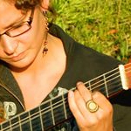 Stream Flori Pondia Gutiérrez music | Listen to songs, albums ...