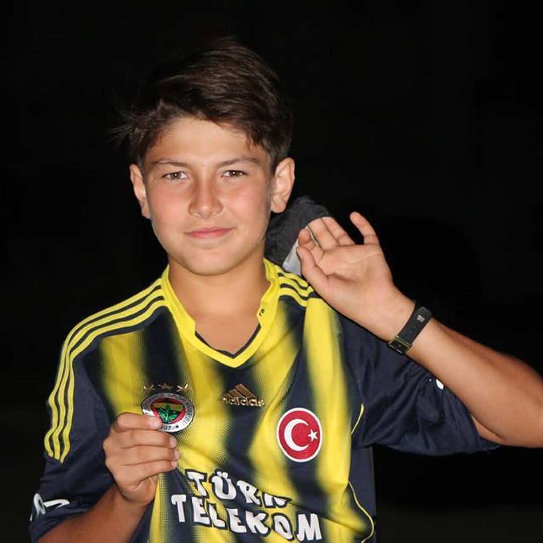 Stream Ardabüyükkardeşler | Listen to qwE: qw:eqwe .QW e playlist ...