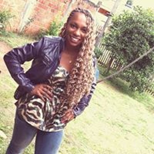 Stream Ariane Melo Queiroz music | Listen to songs, albums, playlists ...