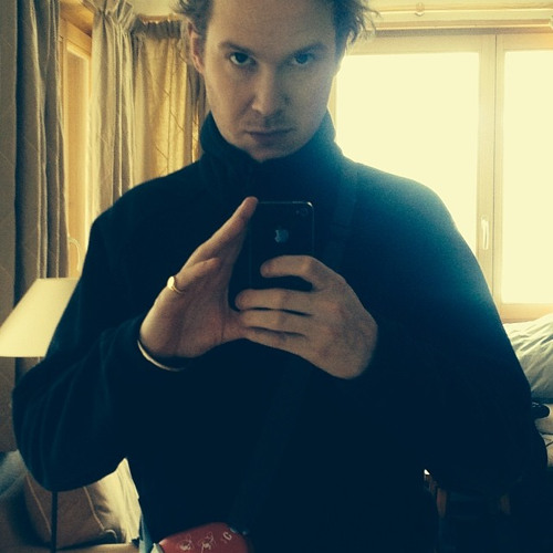 Stream Charlie Tee 1 music | Listen to songs, albums, playlists for ...