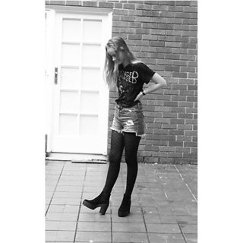 Stream Shelly Hewitt 1 music | Listen to songs, albums, playlists for ...