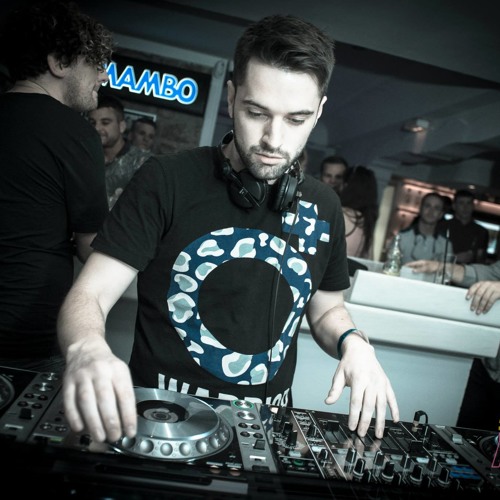 Daniel Broadhurst - Free music on ToneDen