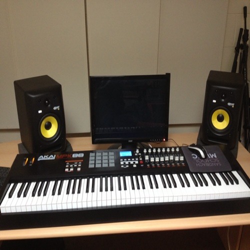 Stream 10 Perfekt Motion (With Zoe Durrant) by Ross Burky | Listen ...