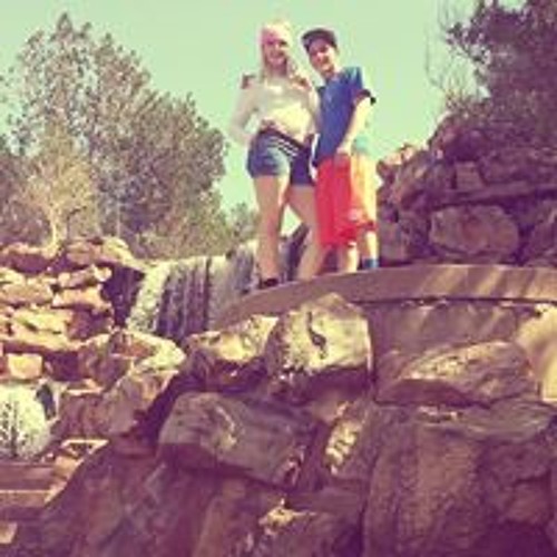 Stream Riley Weiss music | Listen to songs, albums, playlists for free ...