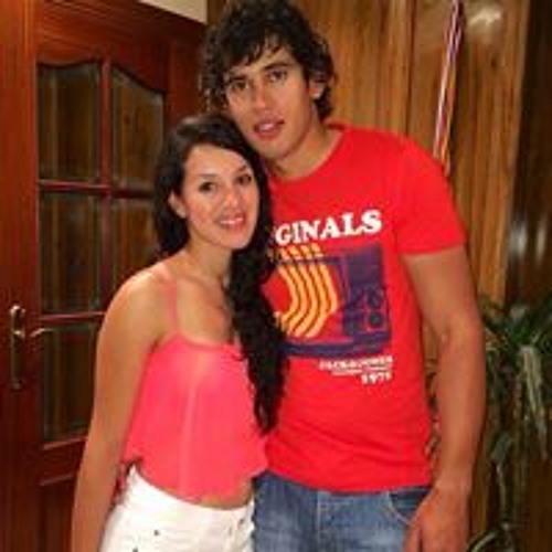 Stream Ada Escobar music | Listen to songs, albums, playlists for free ...