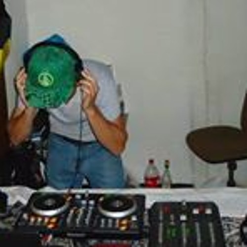 Stream Carl-lyle Young music | Listen to songs, albums, playlists for ...