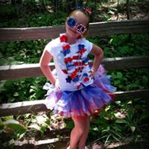 Stream Hailee Reeves music | Listen to songs, albums, playlists for ...