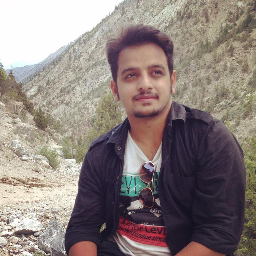 Stream Aastaan hai ye kis Shah-e-Zeeshan ka Marhaba Marhaba by ...