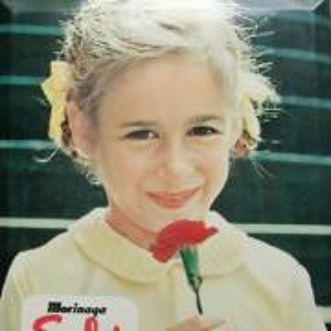 Julia Avery's Instagram, Twitter & Facebook on IDCrawl