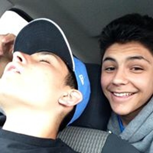 Stream Israel Chavez 21 music | Listen to songs, albums, playlists for ...