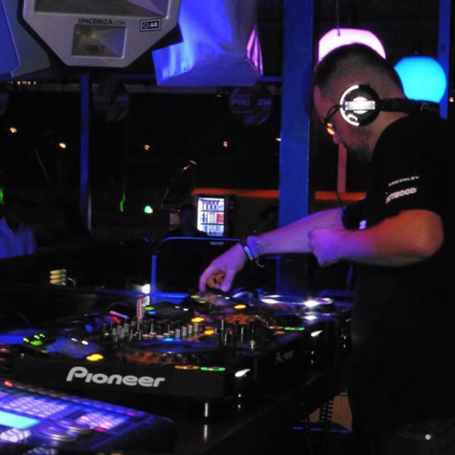 Stream dave.graham82 music | Listen to songs, albums, playlists for ...