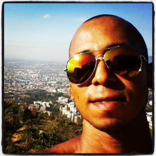 Stream Luis Fernando Arango | Listen to podcast episodes online for ...