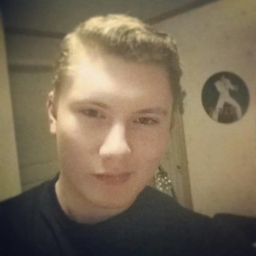 Stream Brandon Lindgren - It Hurts Me by Brandon Axelsson Lindgren ...