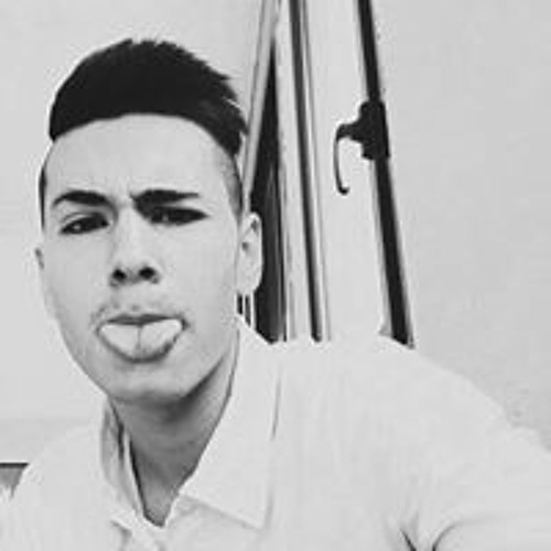 Stream Pollera Andrea music | Listen to songs, albums, playlists for ...