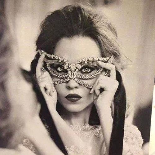 Stream Rowida Ashraf music | Listen to songs, albums, playlists for ...