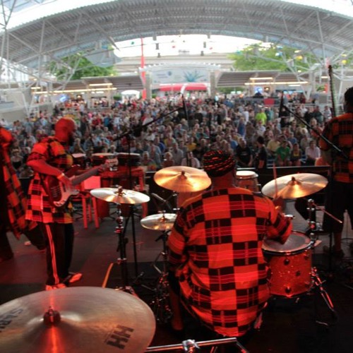 Stream Oumar Sagna and Sindoolaa music | Listen to songs, albums ...