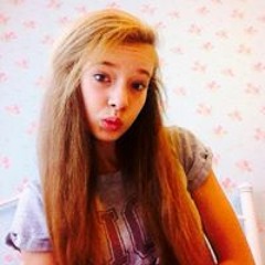 Chloe Carter's Instagram, Twitter & Facebook on IDCrawl