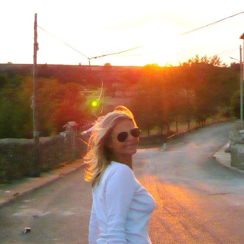Stream Pilar Villalba Bru music | Listen to songs, albums, playlists ...