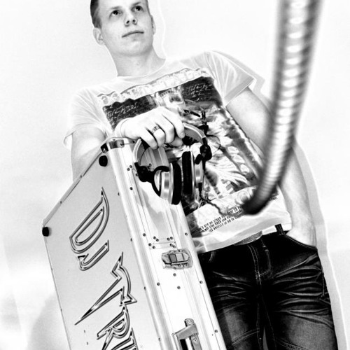 Stream Dj Trunk (Hardtechno/Techno)cz music | Listen to songs, albums ...