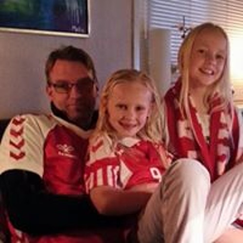 Stream Yasmin Nina Rasmussen music | Listen to songs, albums, playlists ...