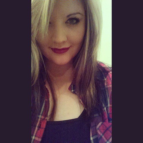 Stream Chloe Nimmo Music music | Listen to songs, albums, playlists for ...