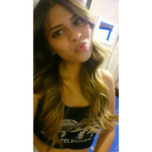 Stream Brianda Villa music | Listen to songs, albums, playlists for ...