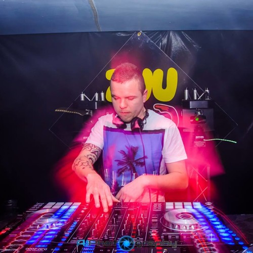 Stream DJ Steven Walker music | Listen to songs, albums, playlists for ...