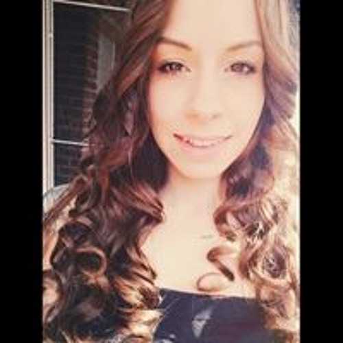 Julia Lea's Instagram, Twitter & Facebook on IDCrawl