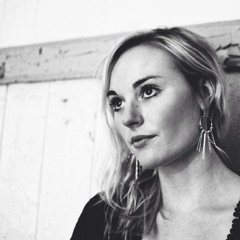 Alexandra Sullivan Model