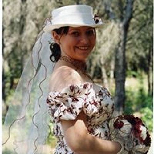 Stream Aline Gonzalez music | Listen to songs, albums, playlists for ...
