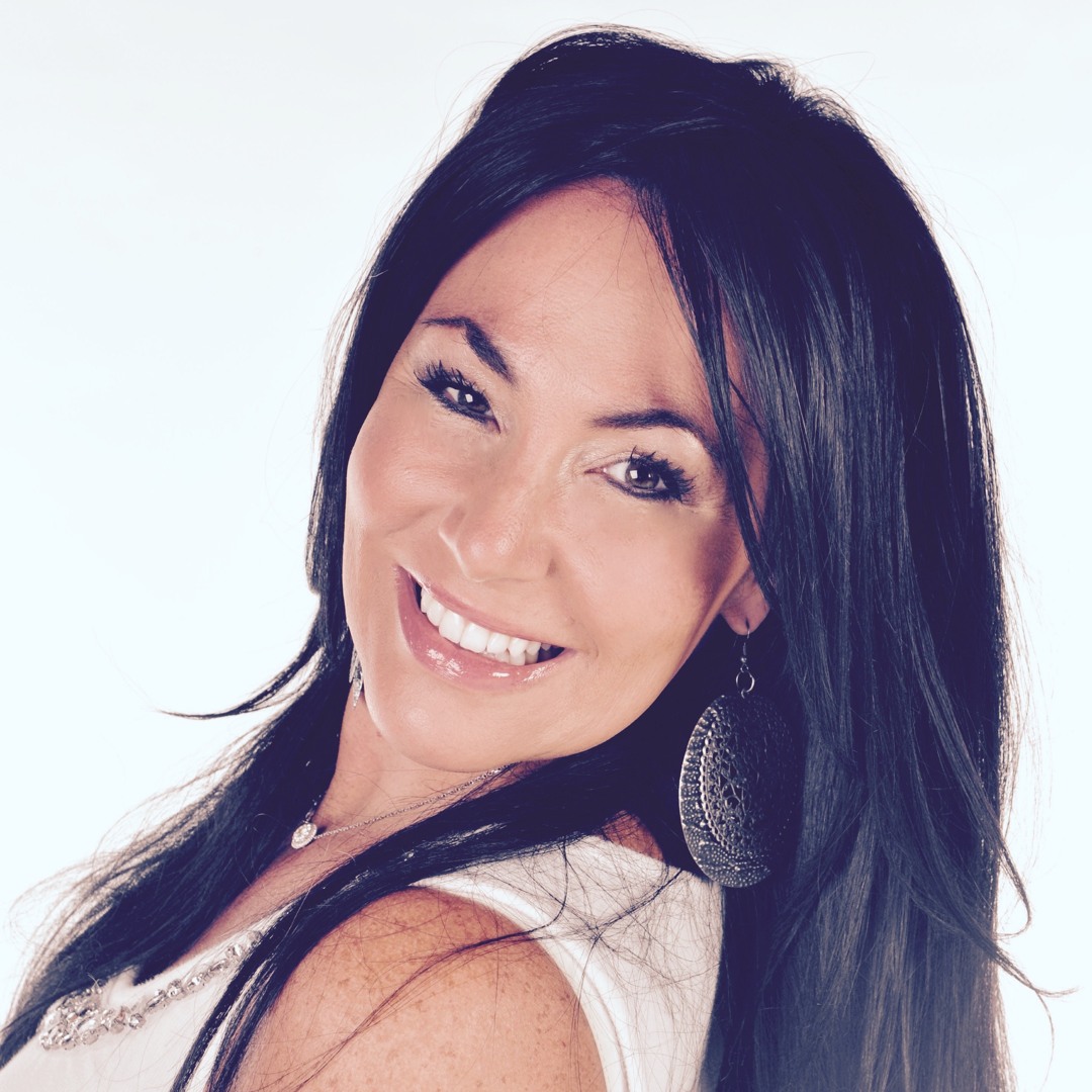 Stream Podcast-Entrevista Dra. Cocó March Nueva Vida 97.7fm by Cocó ...