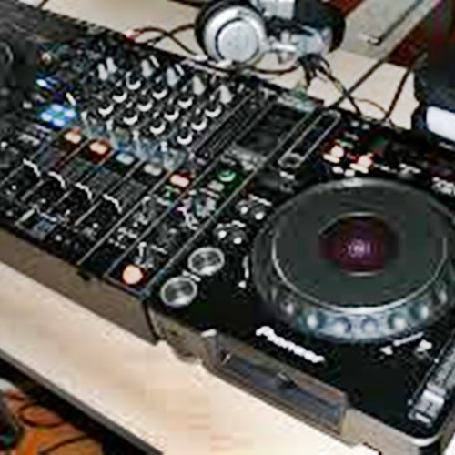 Stream Dj Ismael Klinger inthemix. | Listen to deep House dj ismael ...