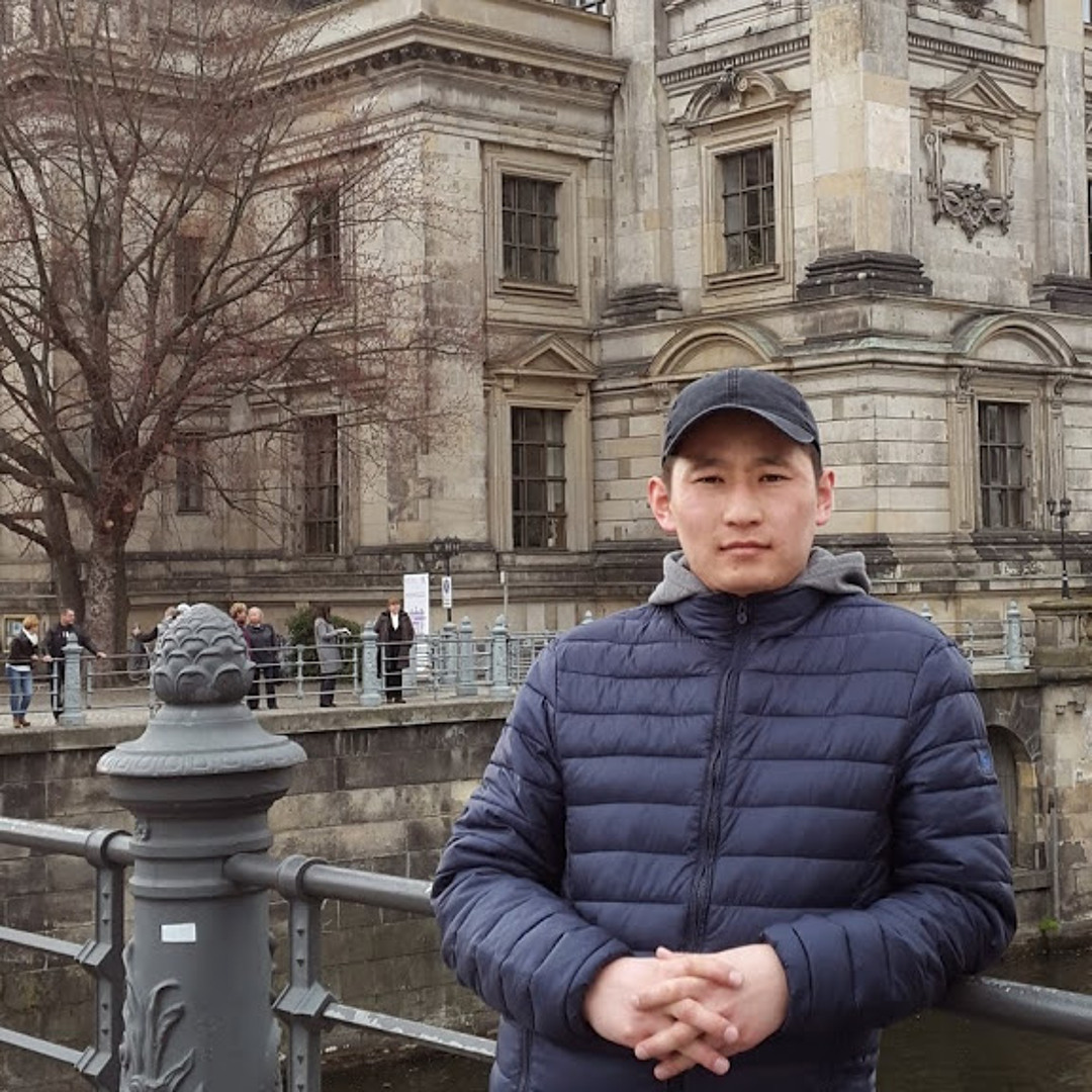 Stream Сүхбаатар - Үүлэн бор (Suhbaatar - Uulen Bor) by Dorjsuren Ochir ...