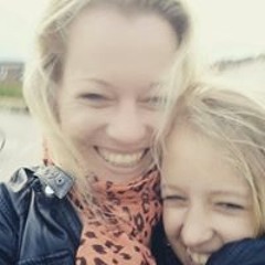 Nicole Hesse's Instagram, Twitter & Facebook on IDCrawl