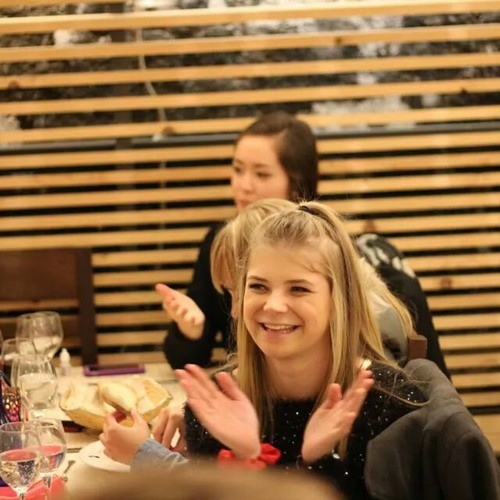 Stream Brief History of the Radio and how Internet Radio Came About by ...