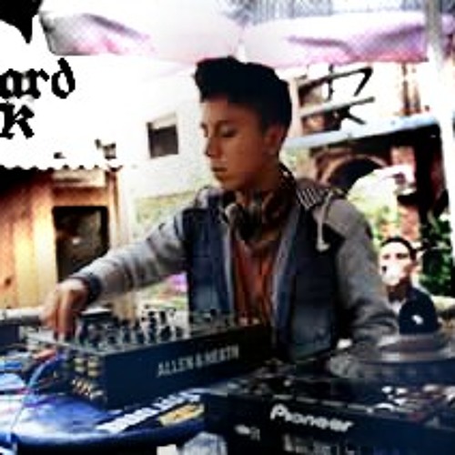 Stream Mario Reyes music | Listen to songs, albums, playlists for free ...