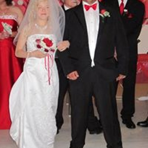 Stream Clarissa Hall music | Listen to songs, albums, playlists for ...