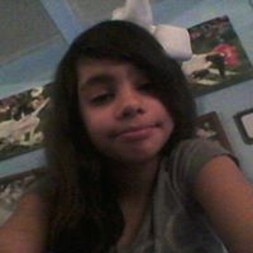 Stream Elika Reyna Music Listen To Songs Albums Playlists For Free