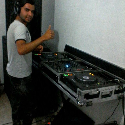 Stream Dj bilel mix'er music | Listen to songs, albums, playlists for free on SoundCloud