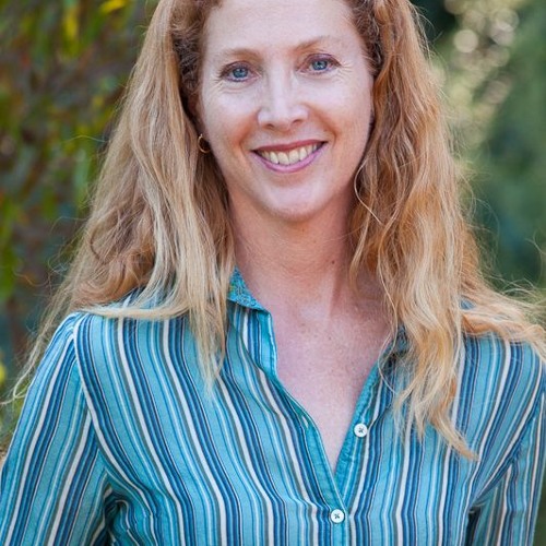 Julie Weiner's Instagram, Twitter & Facebook on IDCrawl