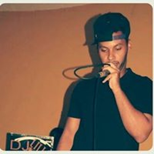 Stream Alan Vitor music | Listen to songs, albums, playlists for free ...